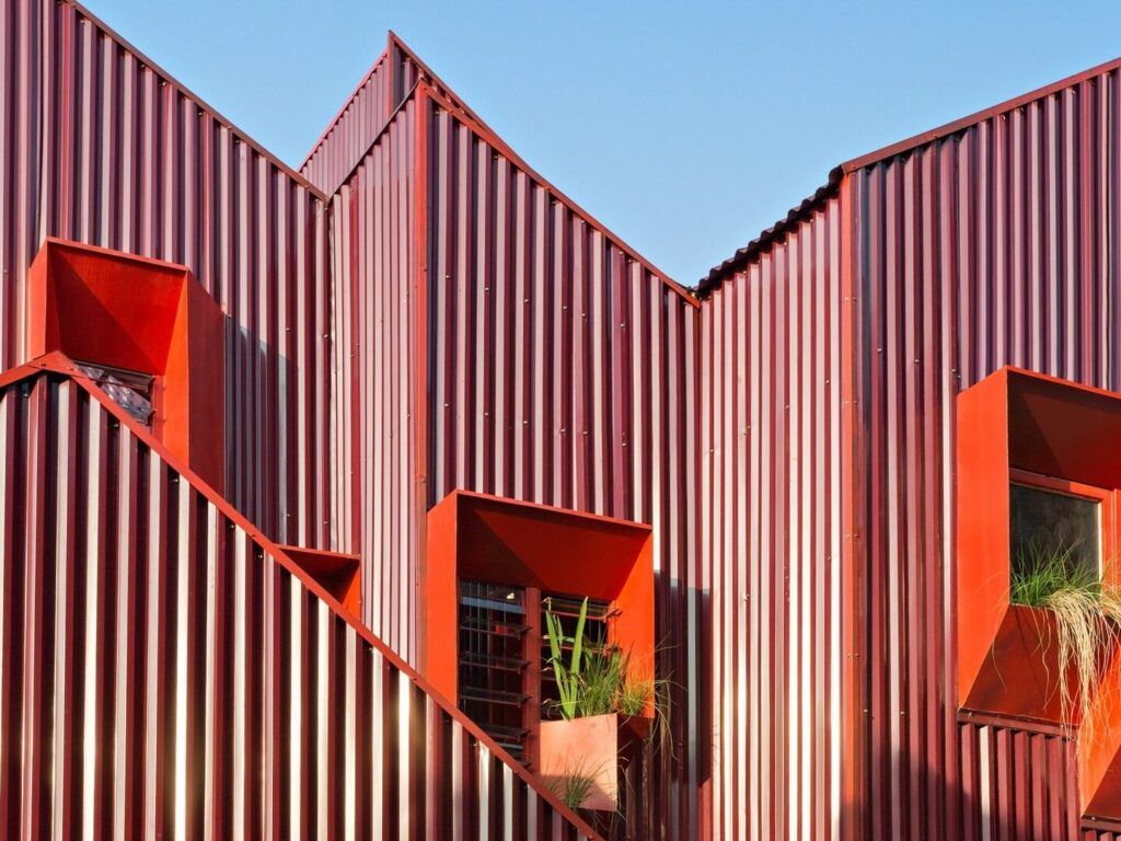 Tonos de rojo nombres en español: Explorando la variedad del color rojo